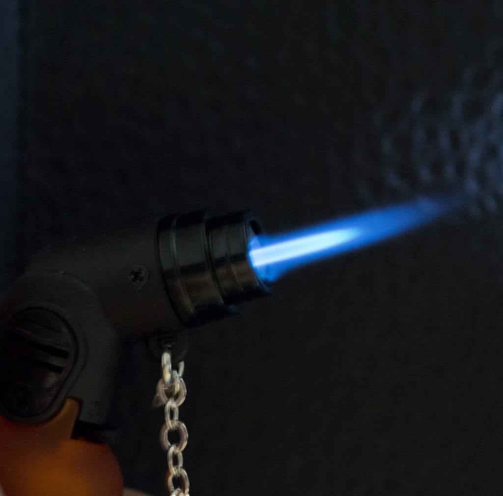 High-Quality Eagle Jet Torch Lighter - Windproof and Refillable